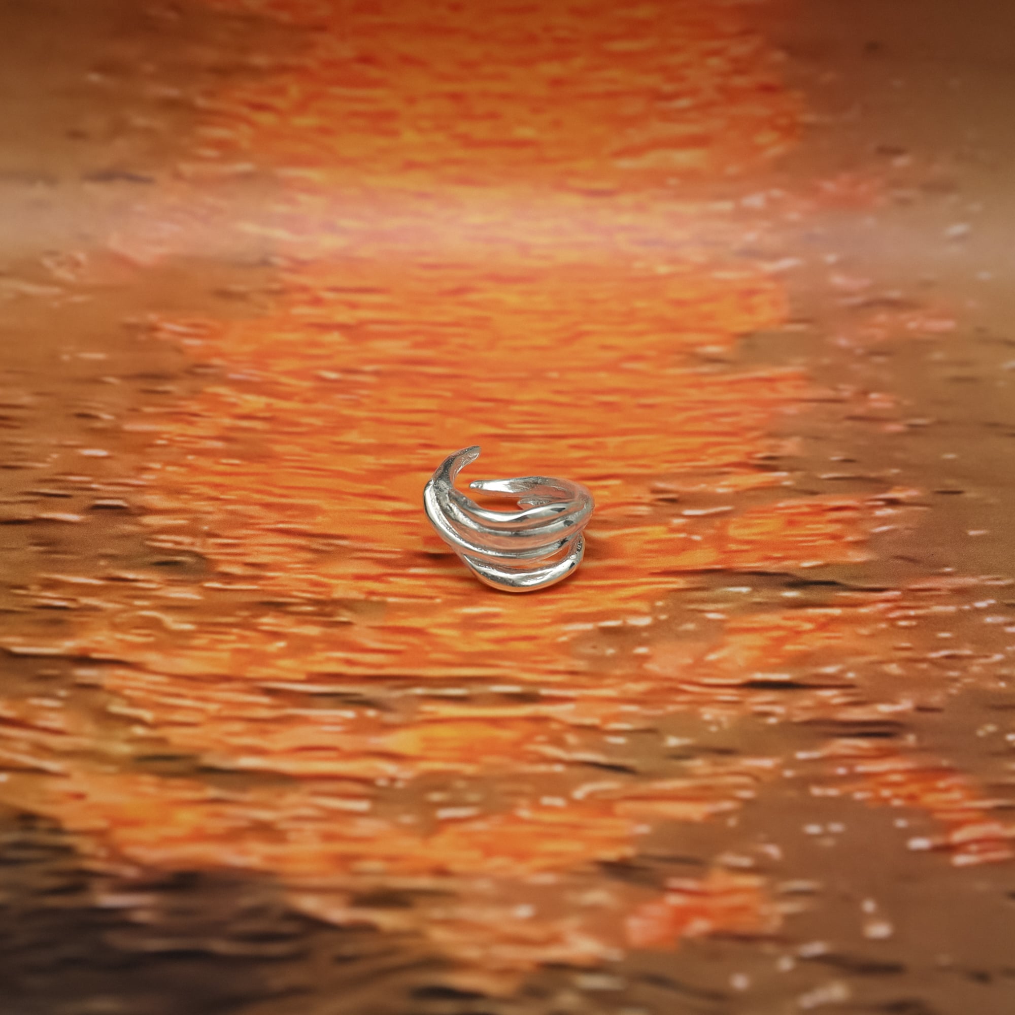 NA156 SWAY RING - Nasilia Jewelry